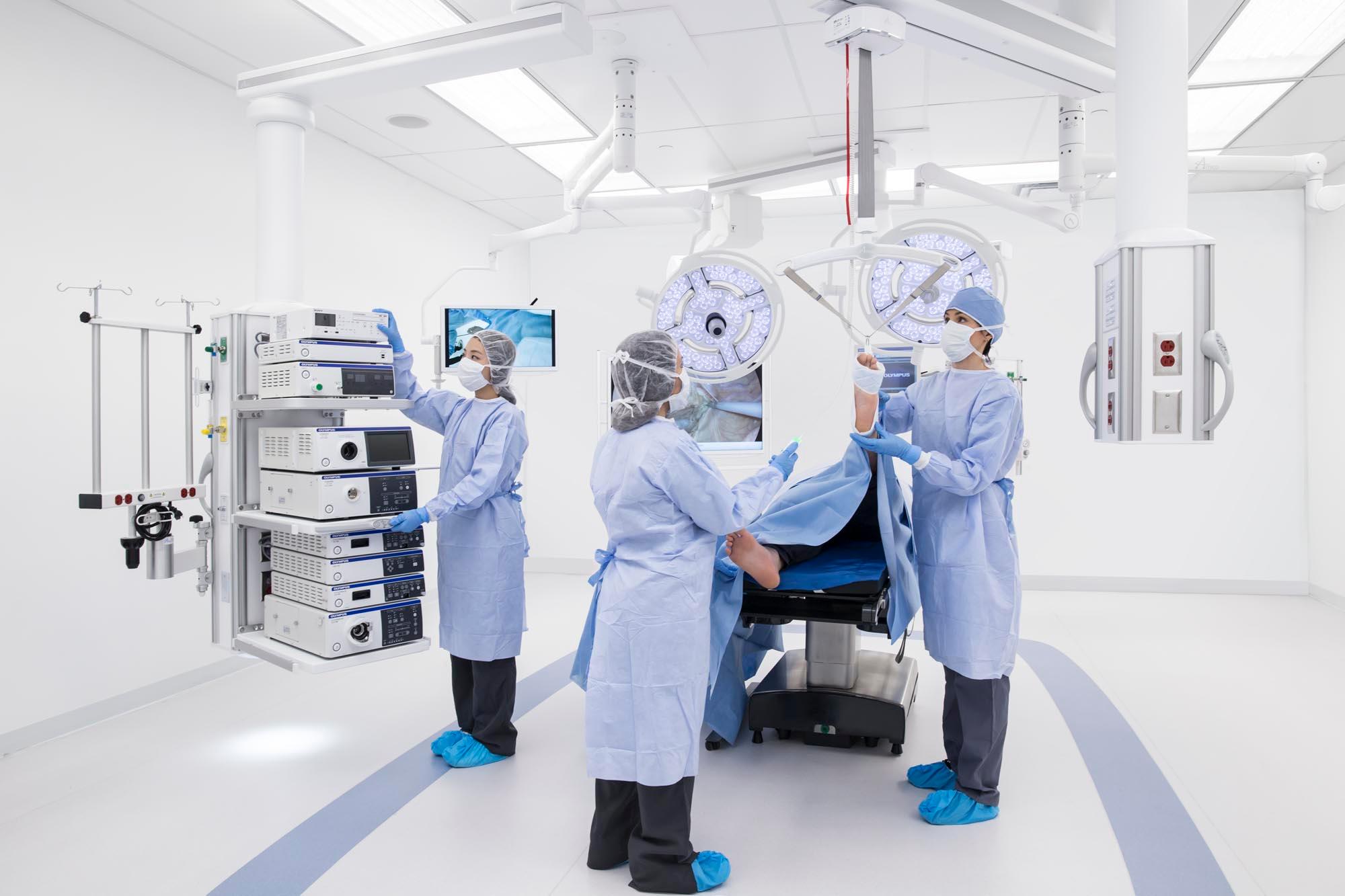 Booms & Surgical Lights