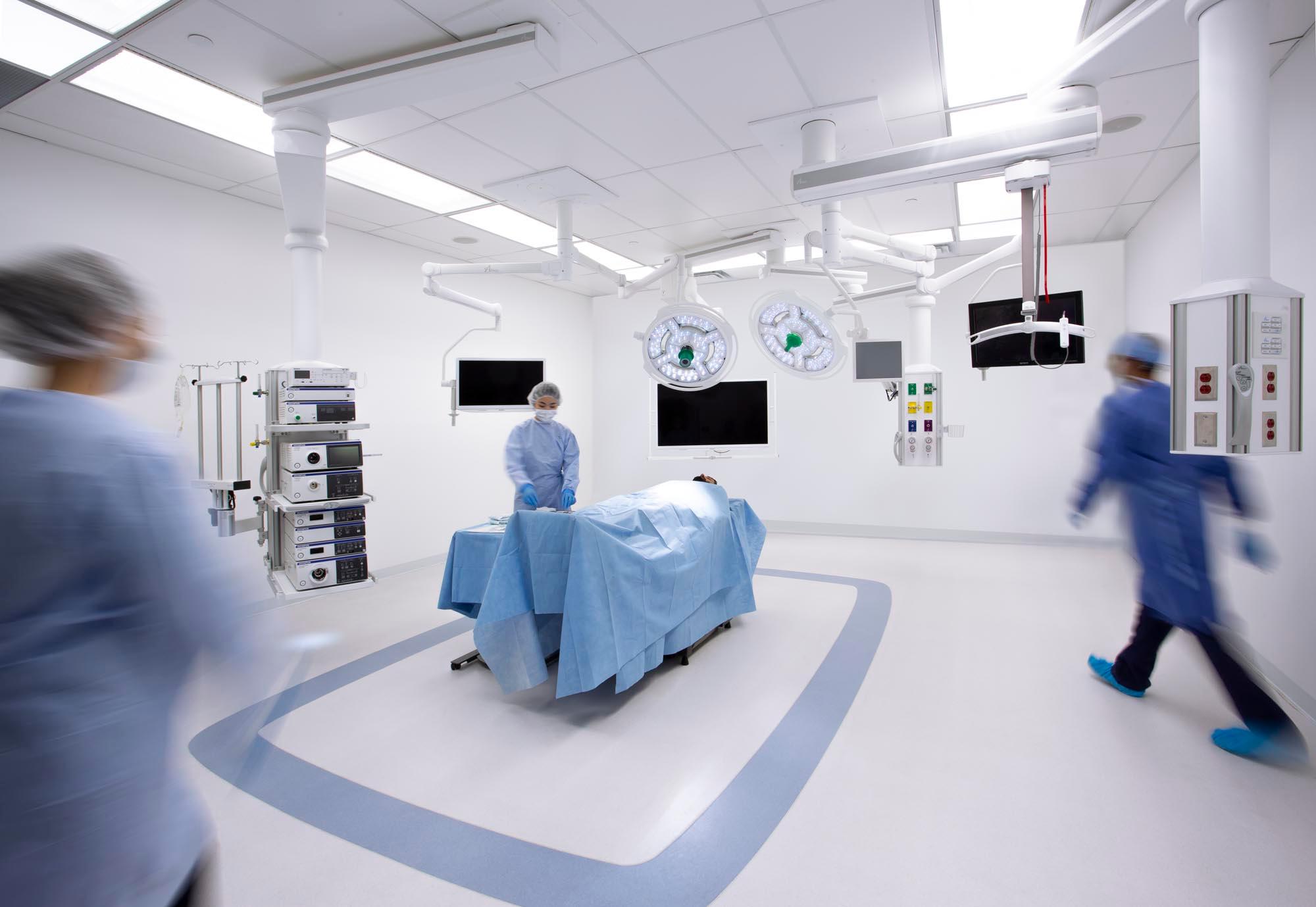 Booms & Surgical Lights