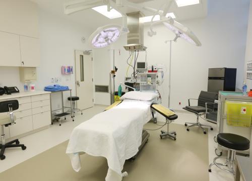 Ceiling Column Rigid (Stationary) | Amico Group of Companies